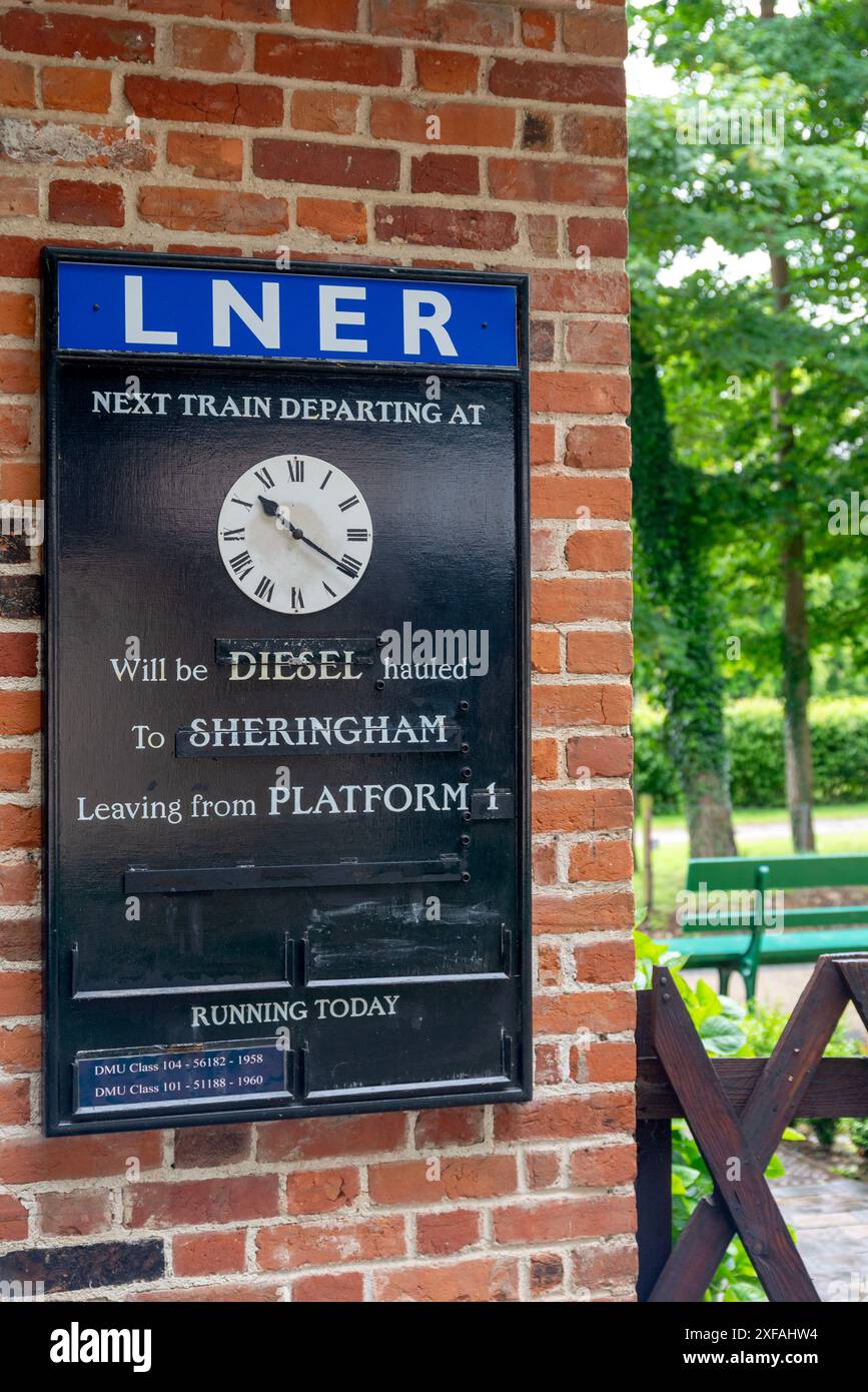 Lner next train hi-res stock photography and images - Alamy