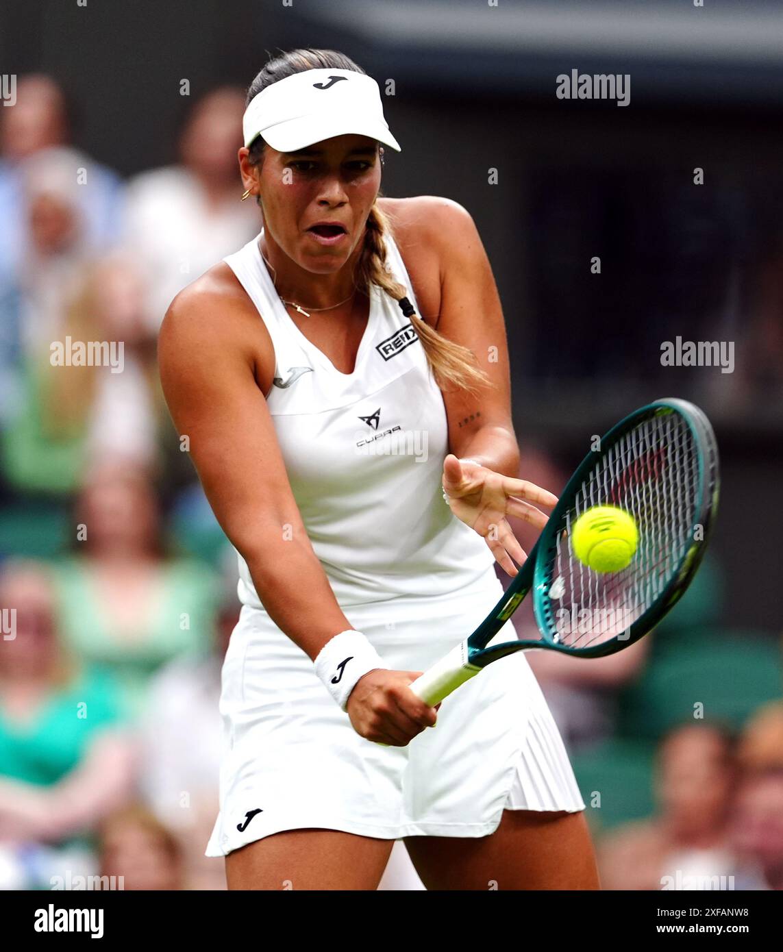 Jessica Bouzas Maneiro in action against Marketa Vondrousova (not ...