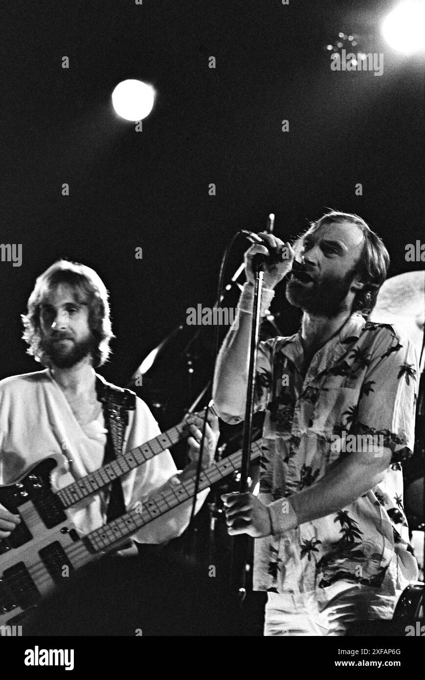 Mike rutherford hi-res stock photography and images - Alamy