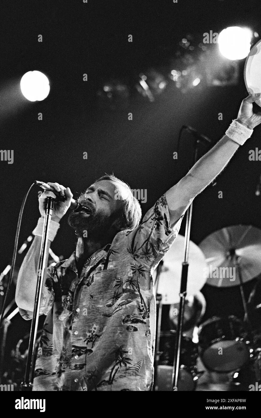 Phil collins genesis 1980 hi-res stock photography and images - Alamy