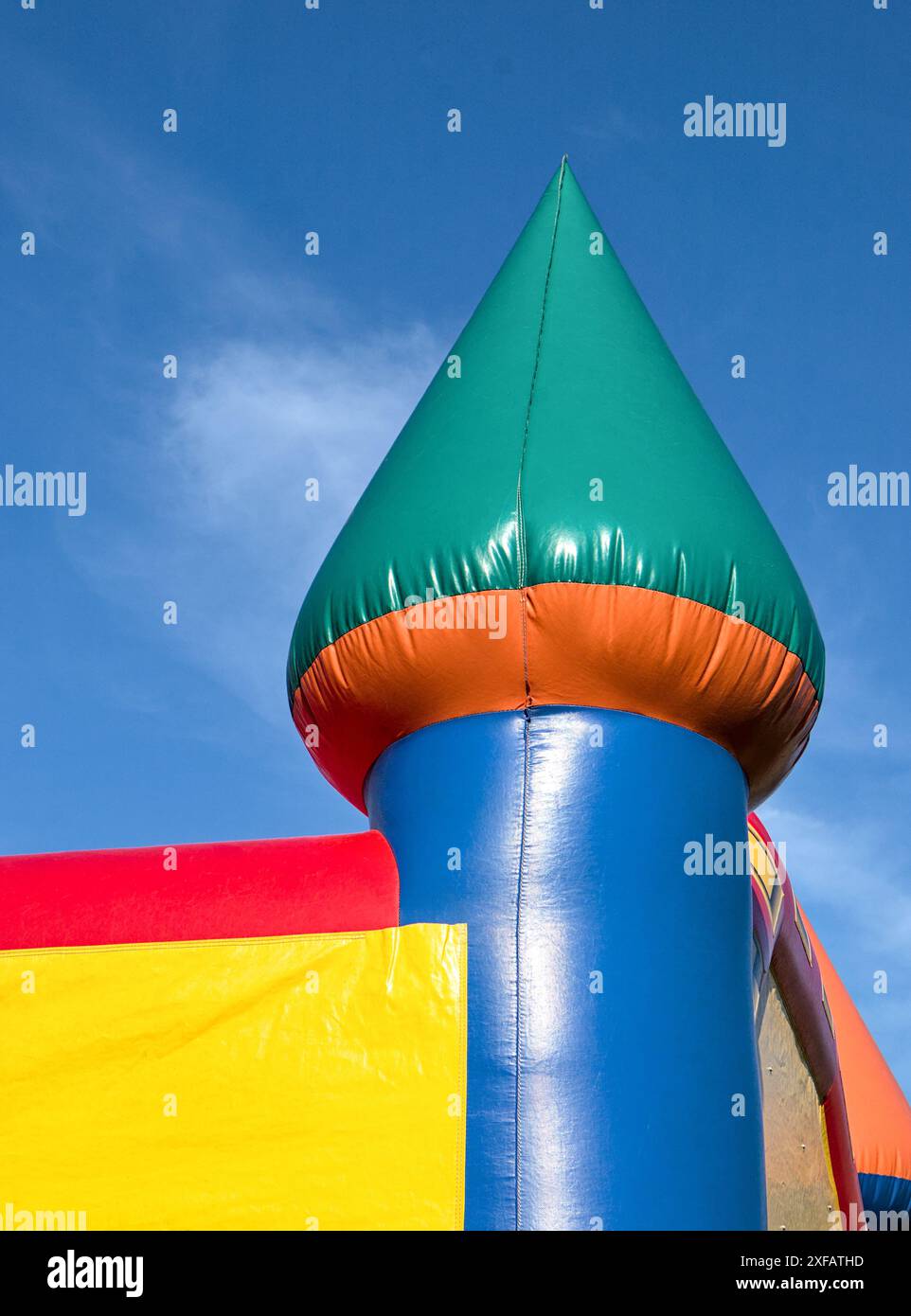 Bounce house hi-res stock photography and images - Alamy