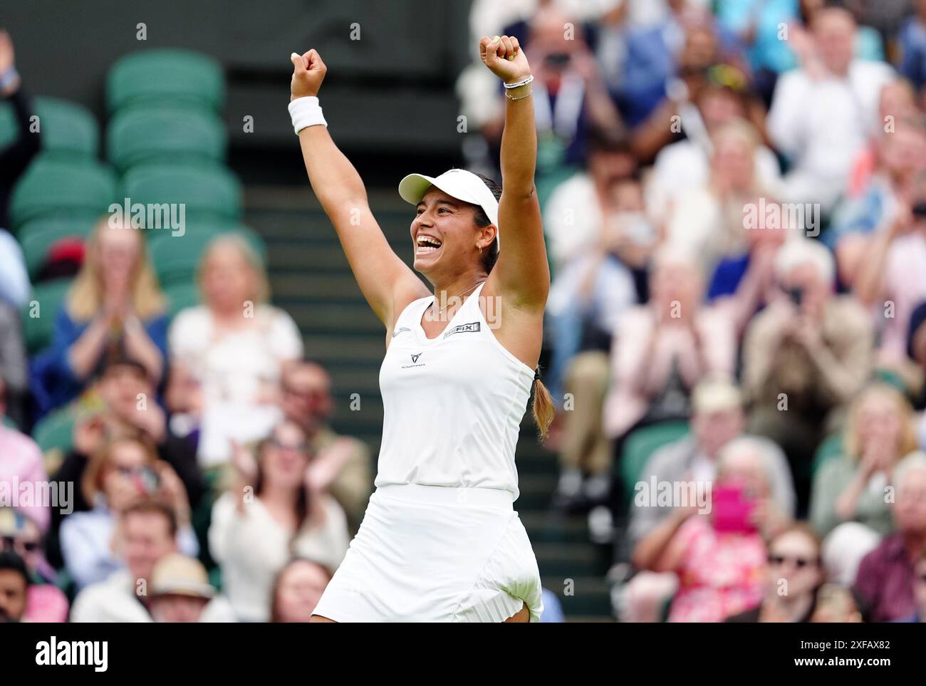 Jessica Bouzas Maneiro celebrates following her victory over Marketa ...
