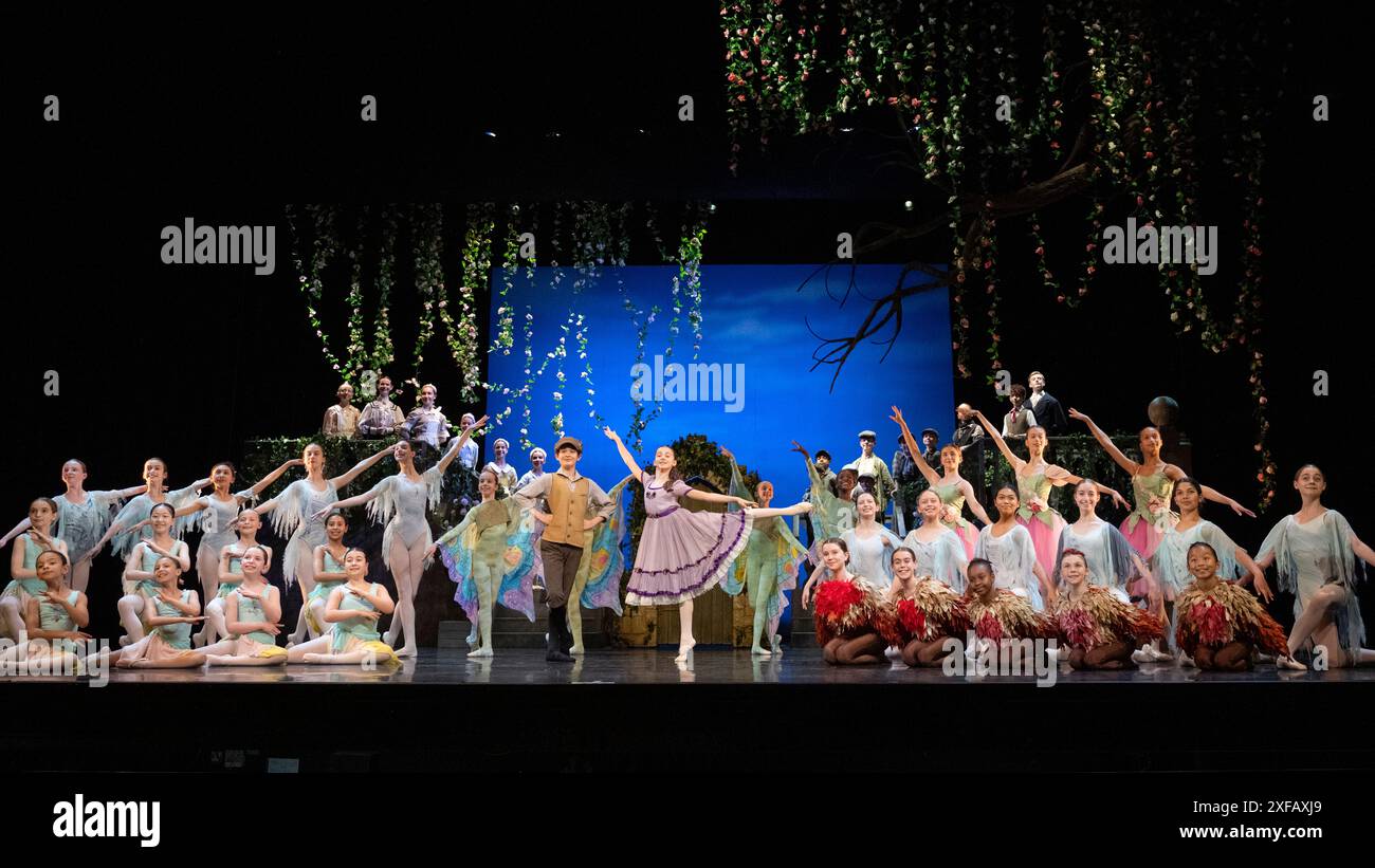 London, UK. 2 July 2024. The cast, featuring (C) Constance Rauly and ...