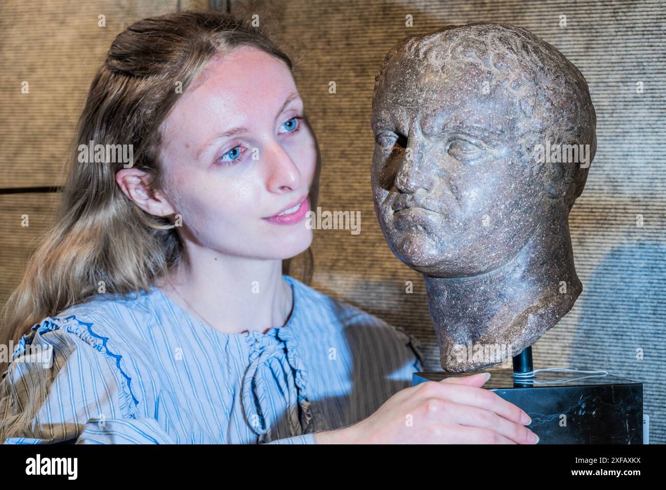 London, UK. 2nd July, 2024. A Roman porphyry portrait head, probably ...