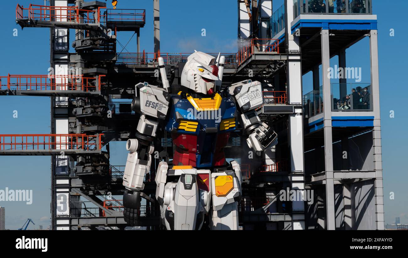 Gundam factory yokohama hi-res stock photography and images - Alamy