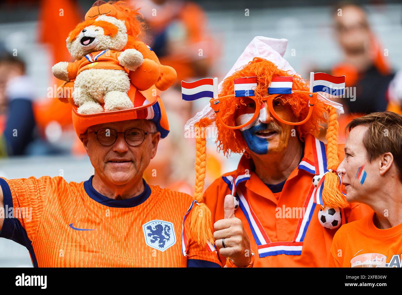 Fans aus den Niederlande, Holland GER, Rumaenien (ROM) vs. Niederlande ...
