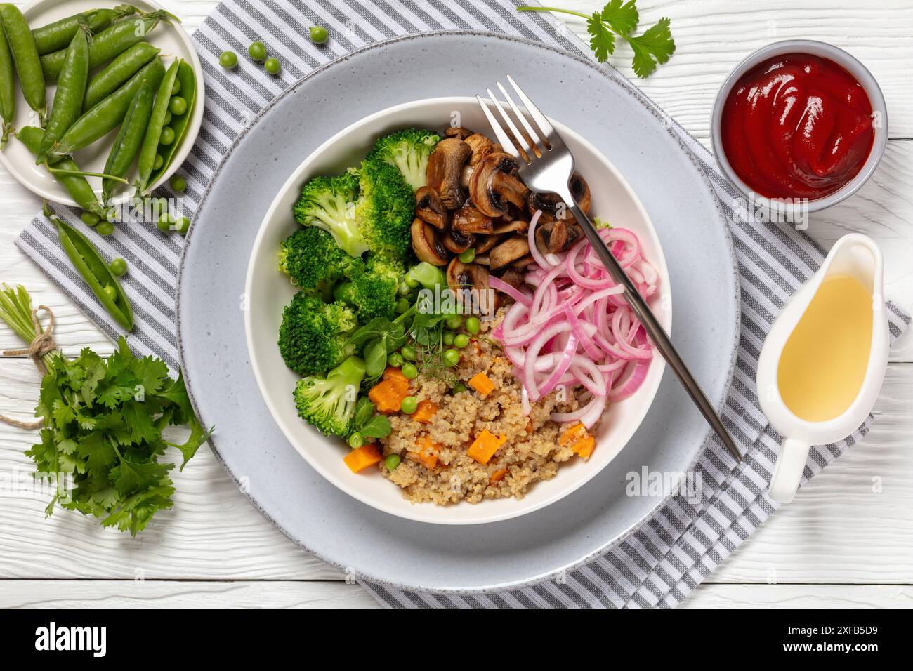 quinoa with sweet potato, sauteed mushrooms, pickled red onion, green ...