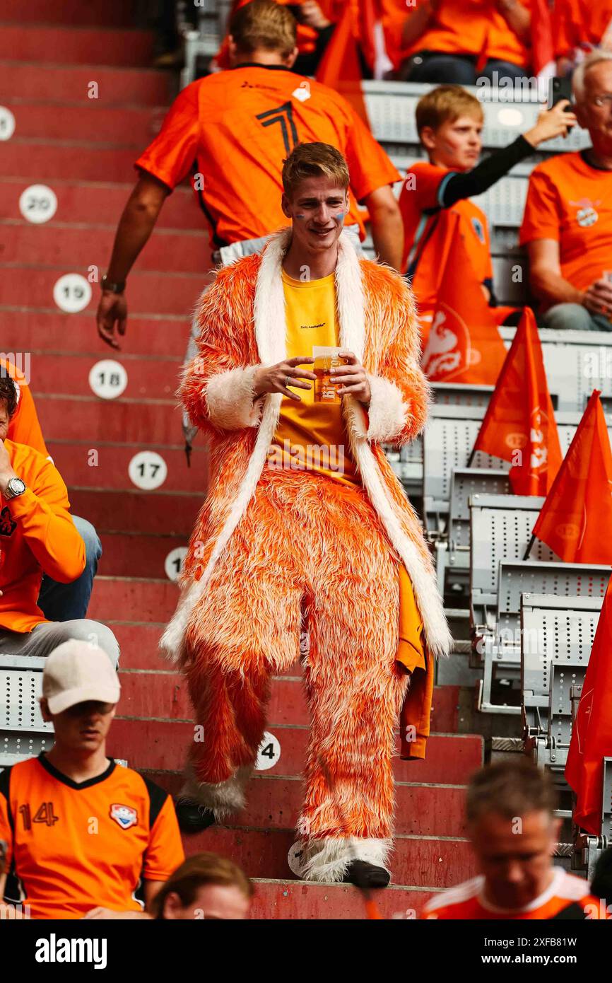 Netherlands fans during UEFA Euro 2024 - Round of 16 - Romania vs ...
