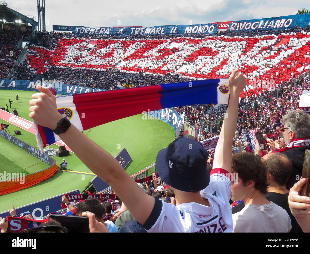 Bologna fans hi-res stock photography and images - Alamy