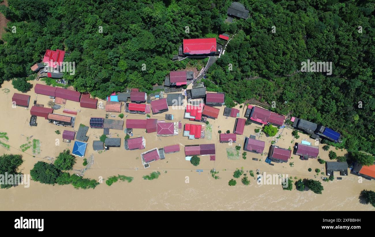 (240702) -- CHENXI, July 2, 2024 (Xinhua) -- An aerial drone photo ...