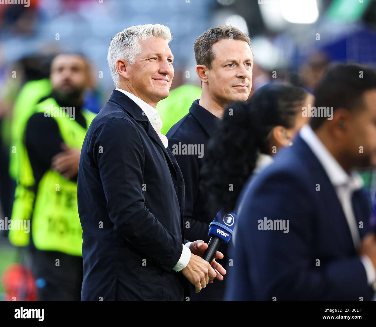 ARD Moderatoren Bastian Schweinsteiger, Alexander Bommes GER, Rumaenien ...