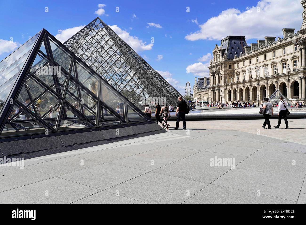 Glass pyramid in the courtyard of the Palais du Louvre, Paris, France ...
