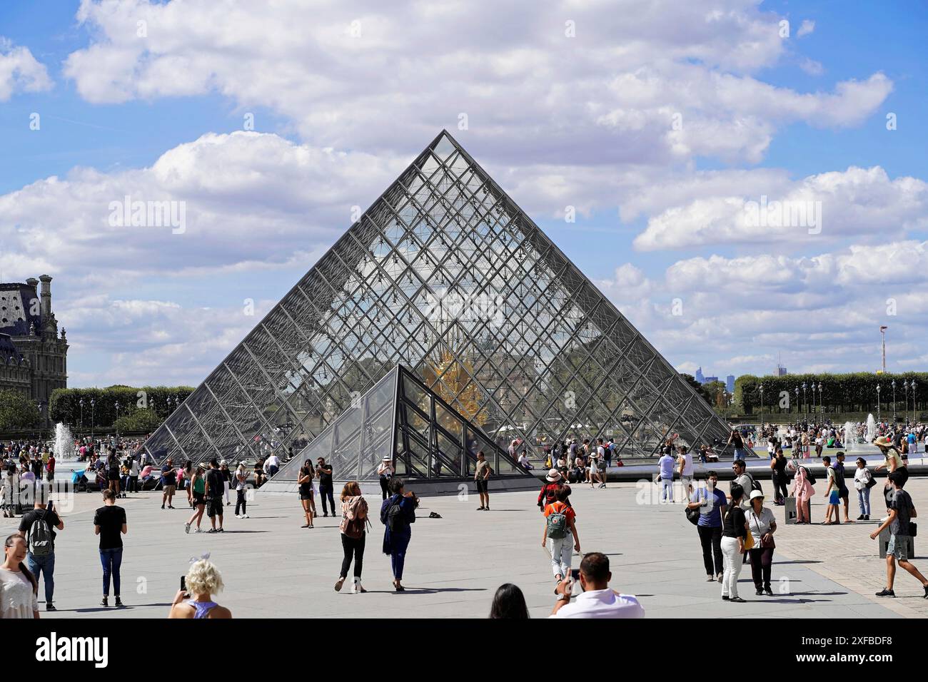 Glass pyramid in the courtyard of the Palais du Louvre, Paris, France ...