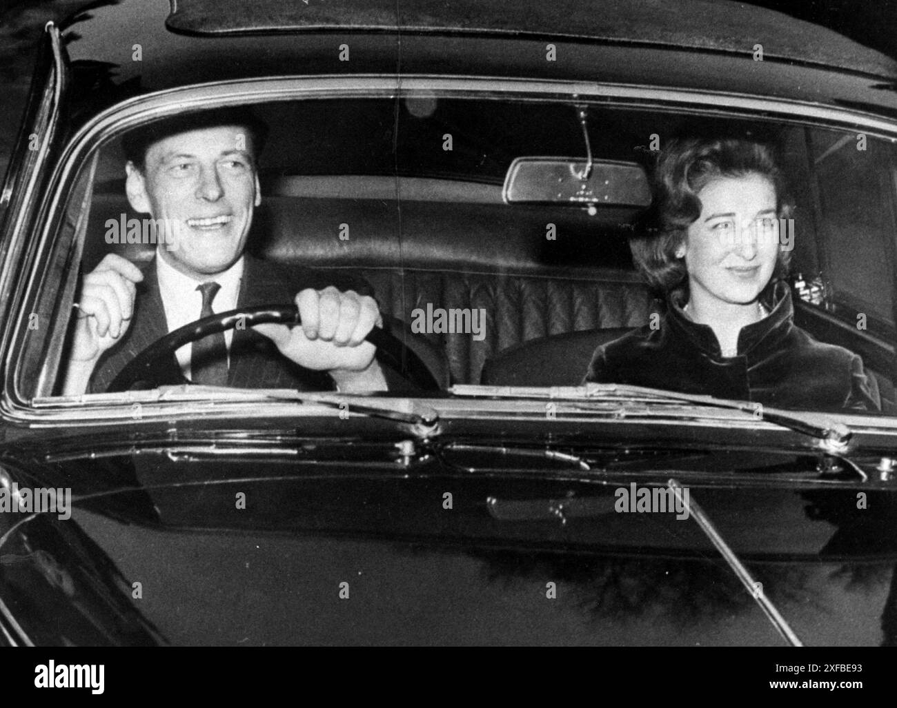 25 60 anni hi-res stock photography and images - Alamy