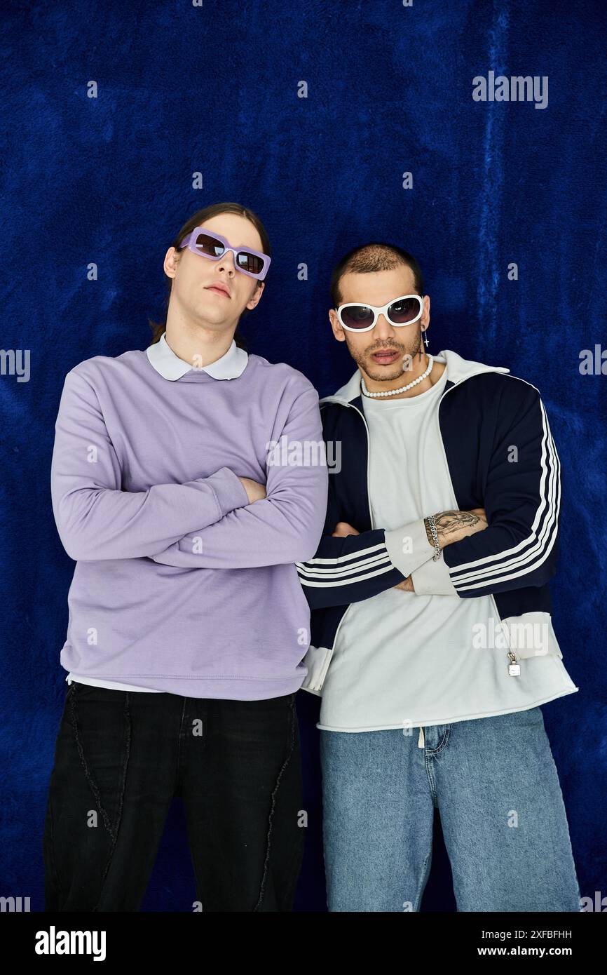 Side arms hi-res stock photography and images - Alamy