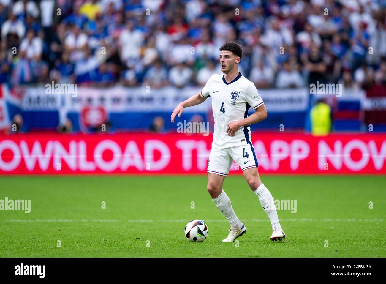 Declan Rice (England, #04) am Ball, GER, England (ENG) vs Slovakia (SVN ...