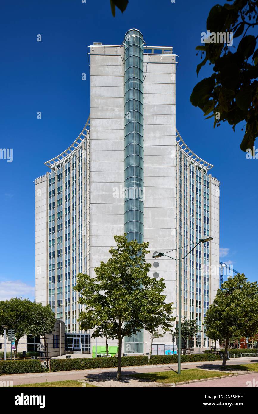 Gängtappen (Kockumshuset), former Kockums head office, designed by Paul ...