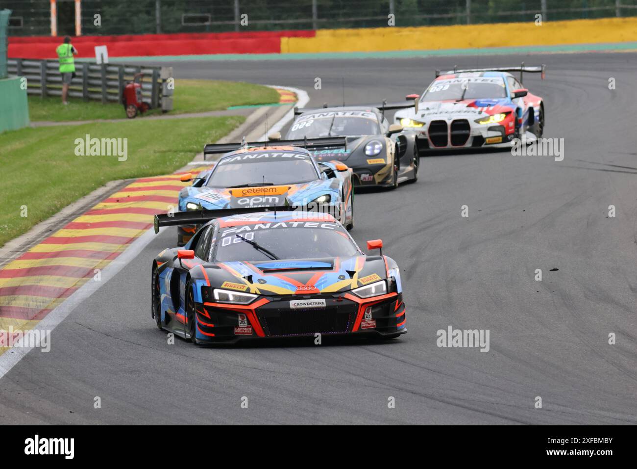 Dennis LIND (DNK) / Jan HEYLEN (USA) / Simon GACHET (FRA), #28, Audi R8 ...