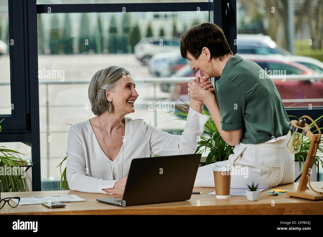 Productive work setting hi-res stock photography and images - Alamy