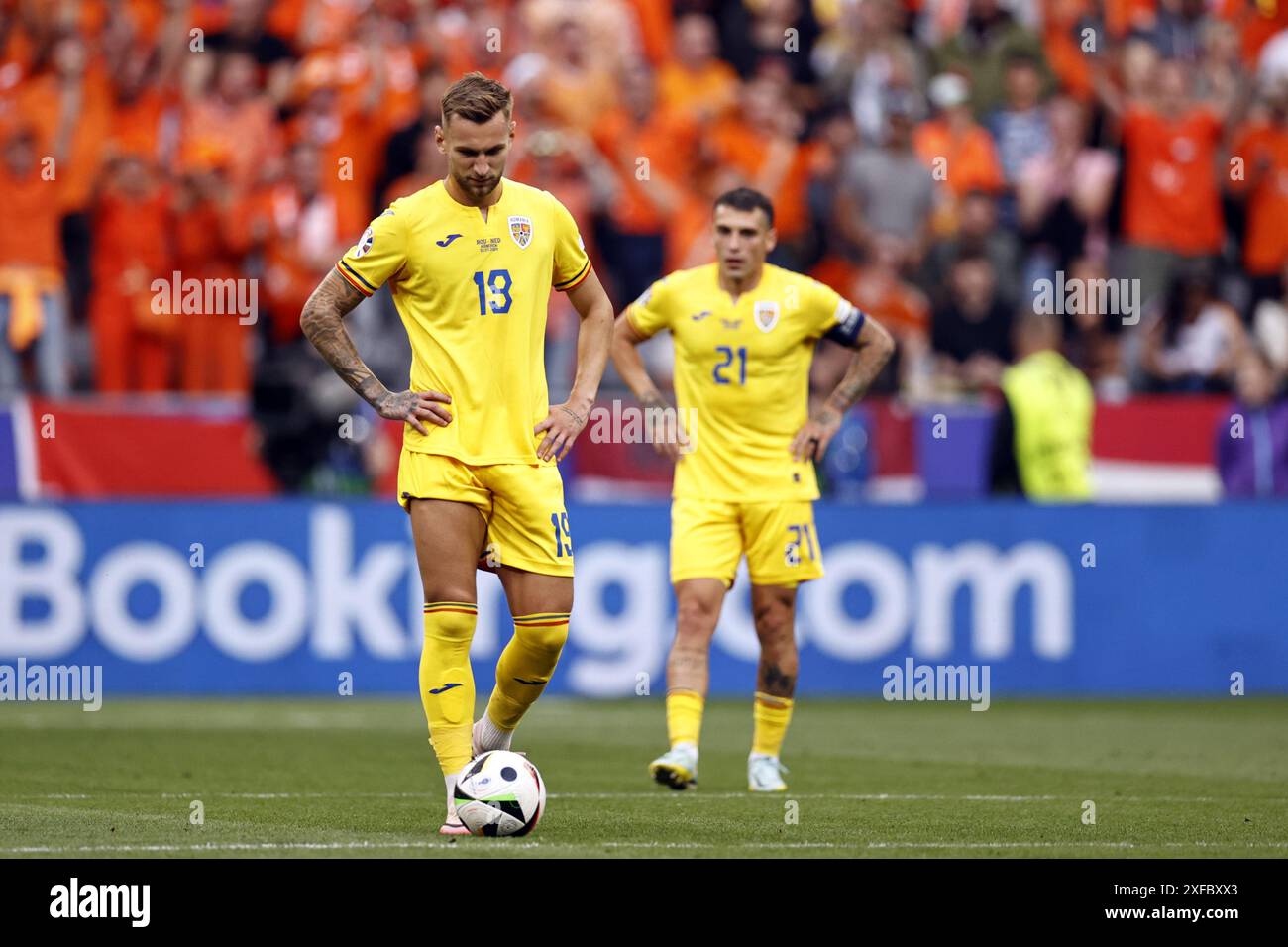 MUNICH - (l-r) Denis Dragus of Romania, Nicolae Stanciu of Romania ...