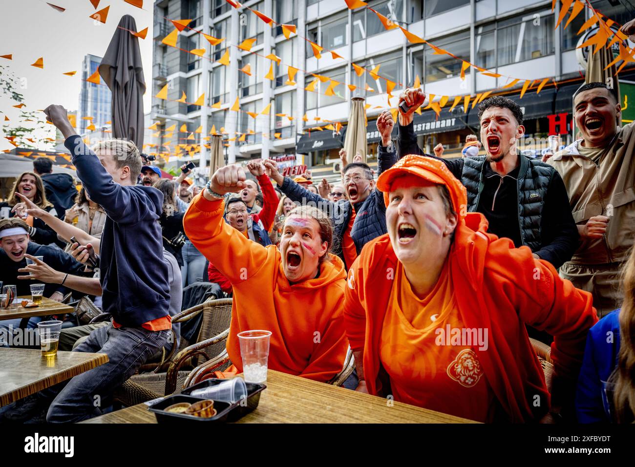 ROTTERDAM - Supporters during the eighth final match at the European ...