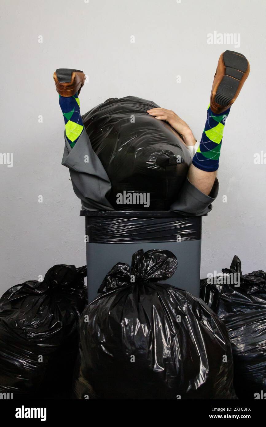 Rubbish bin funny hi-res stock photography and images - Alamy