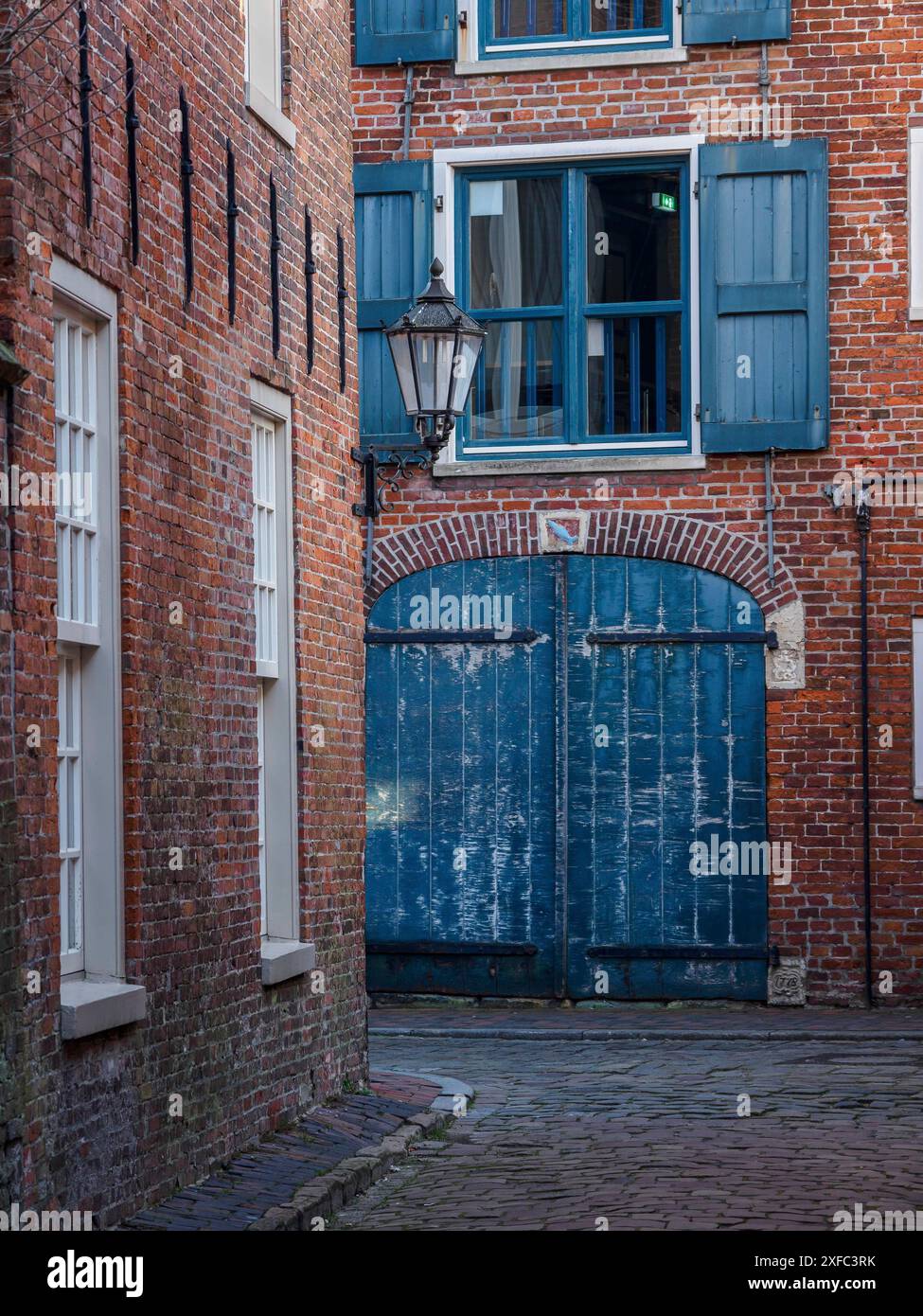 Large wooden gates hi-res stock photography and images - Alamy