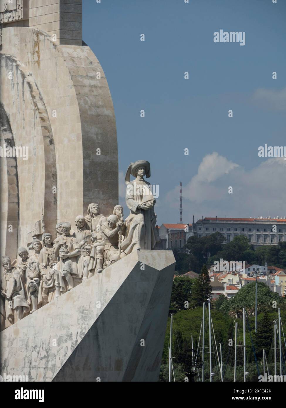 Statues of historical figures hi-res stock photography and images - Alamy