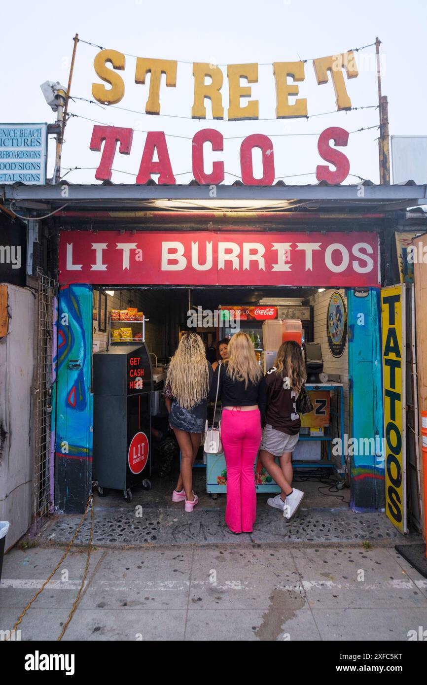 Fast food venice beach california hi-res stock photography and images ...