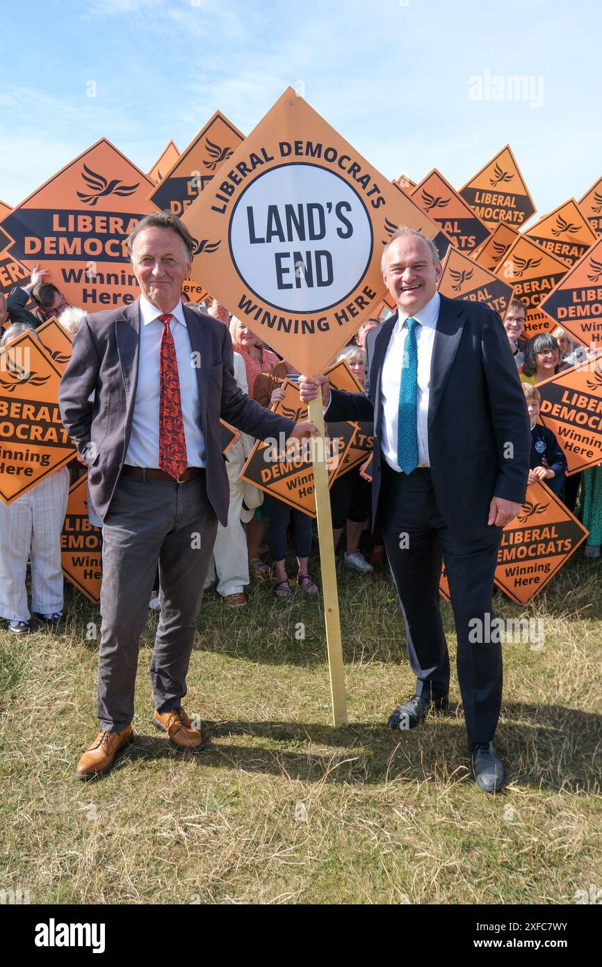 Liberal Democrat leader Sir Ed Davey with parliamentary candidate for ...