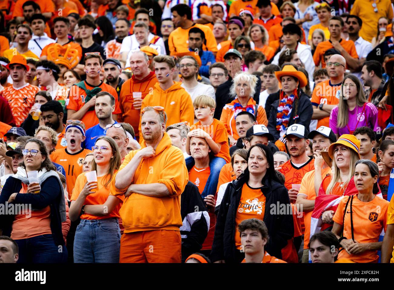 MUNICH - Dutch fans watch the eighth final match at the European ...