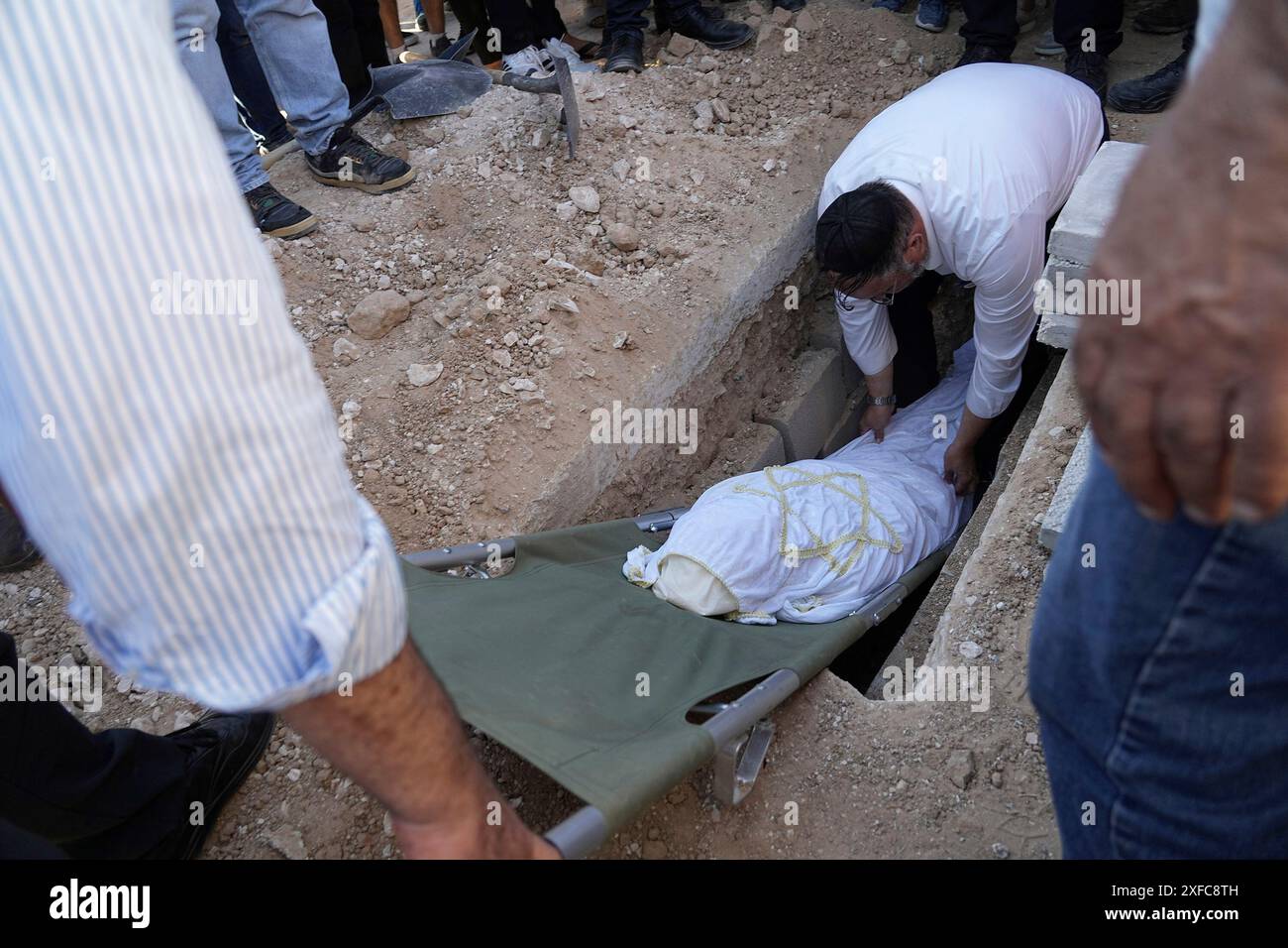 Liora Argamani, mother of a well-known Israeli hostage who was freed ...