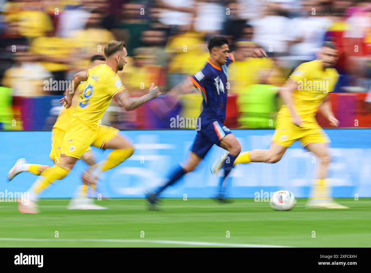 Tijjani Reijnders (Niederlande, #14) im Sprint GER, Rumaenien (ROM) vs ...
