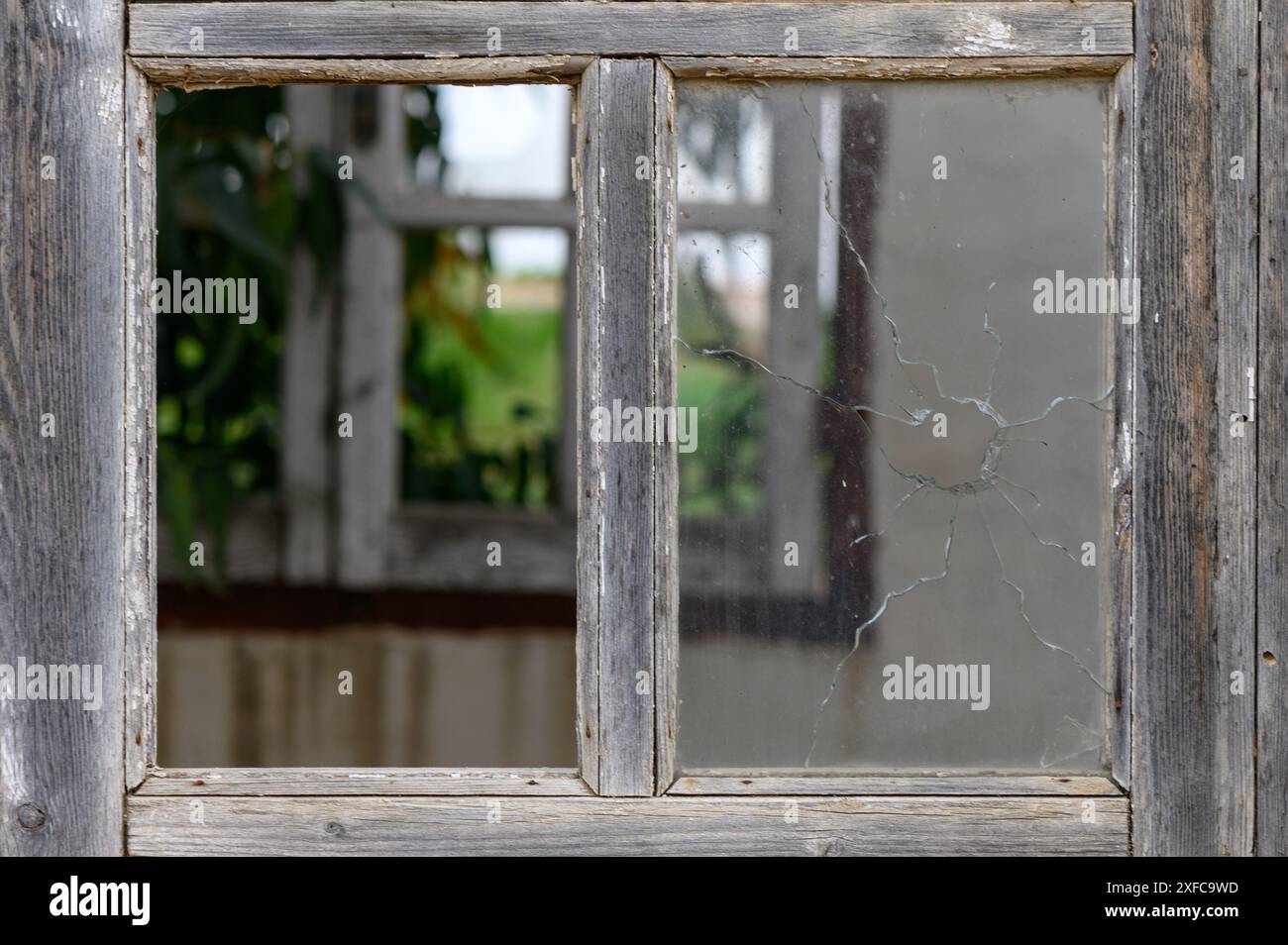broken glass in a window frame 3 Stock Photo - Alamy