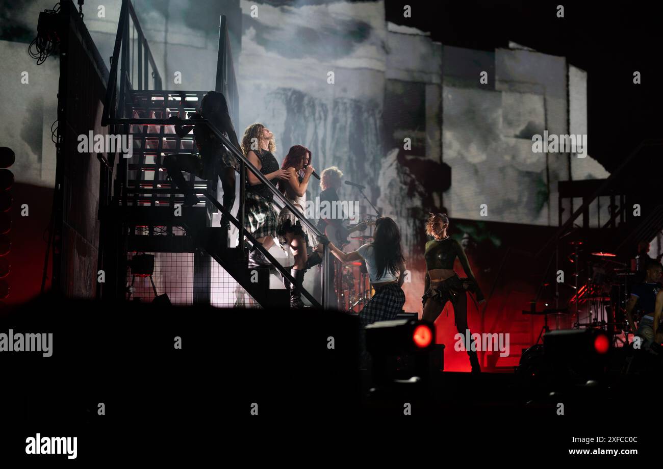 Dua lipa 2024 hi-res stock photography and images - Alamy