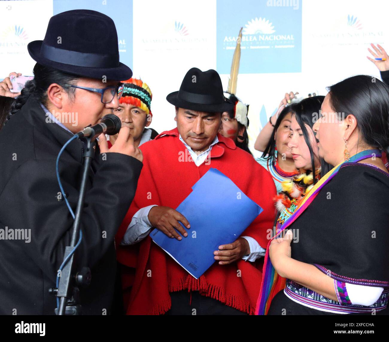 Grupos indigenas hi-res stock photography and images - Alamy