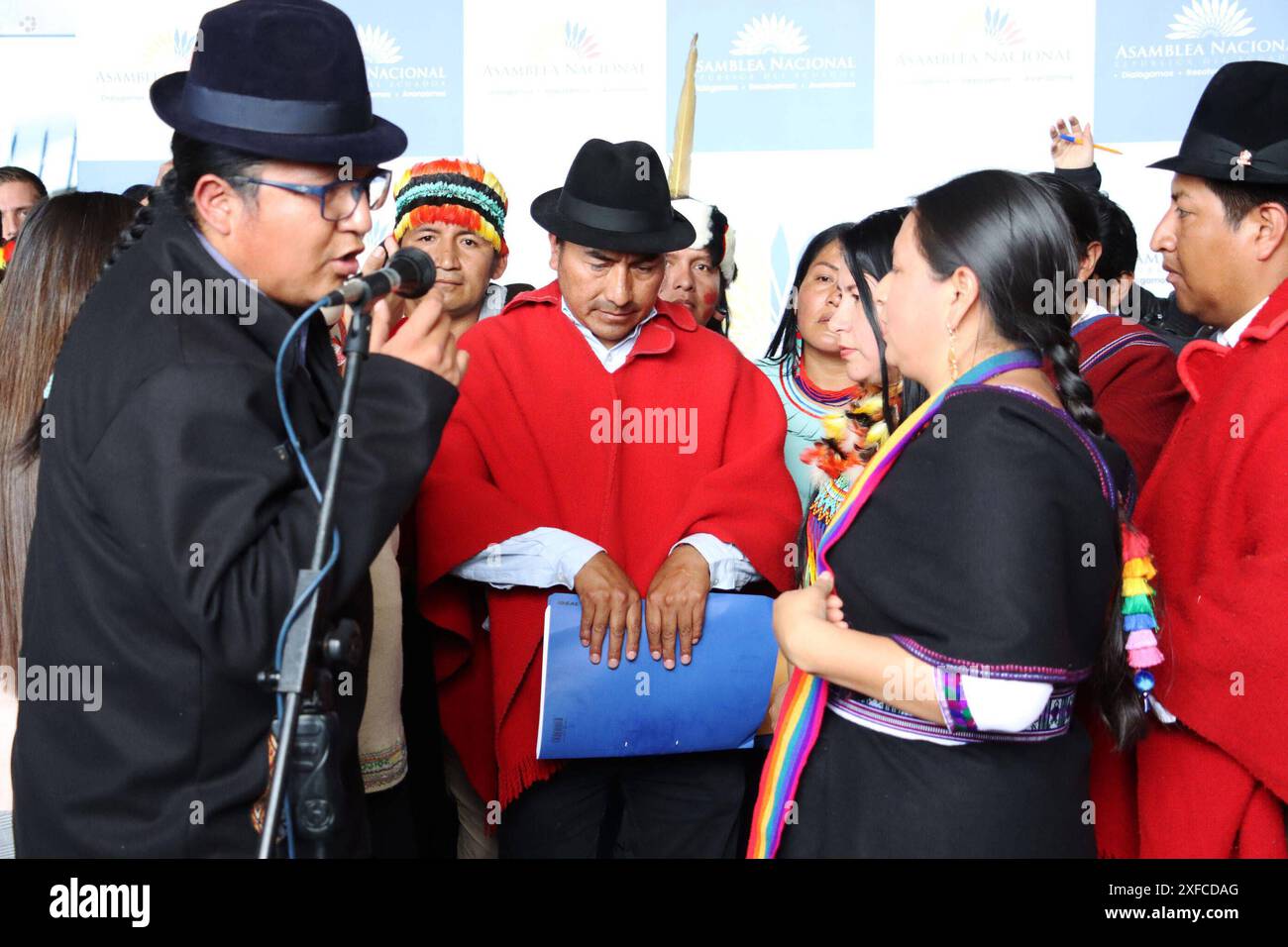 Grupos indigenas hi-res stock photography and images - Alamy