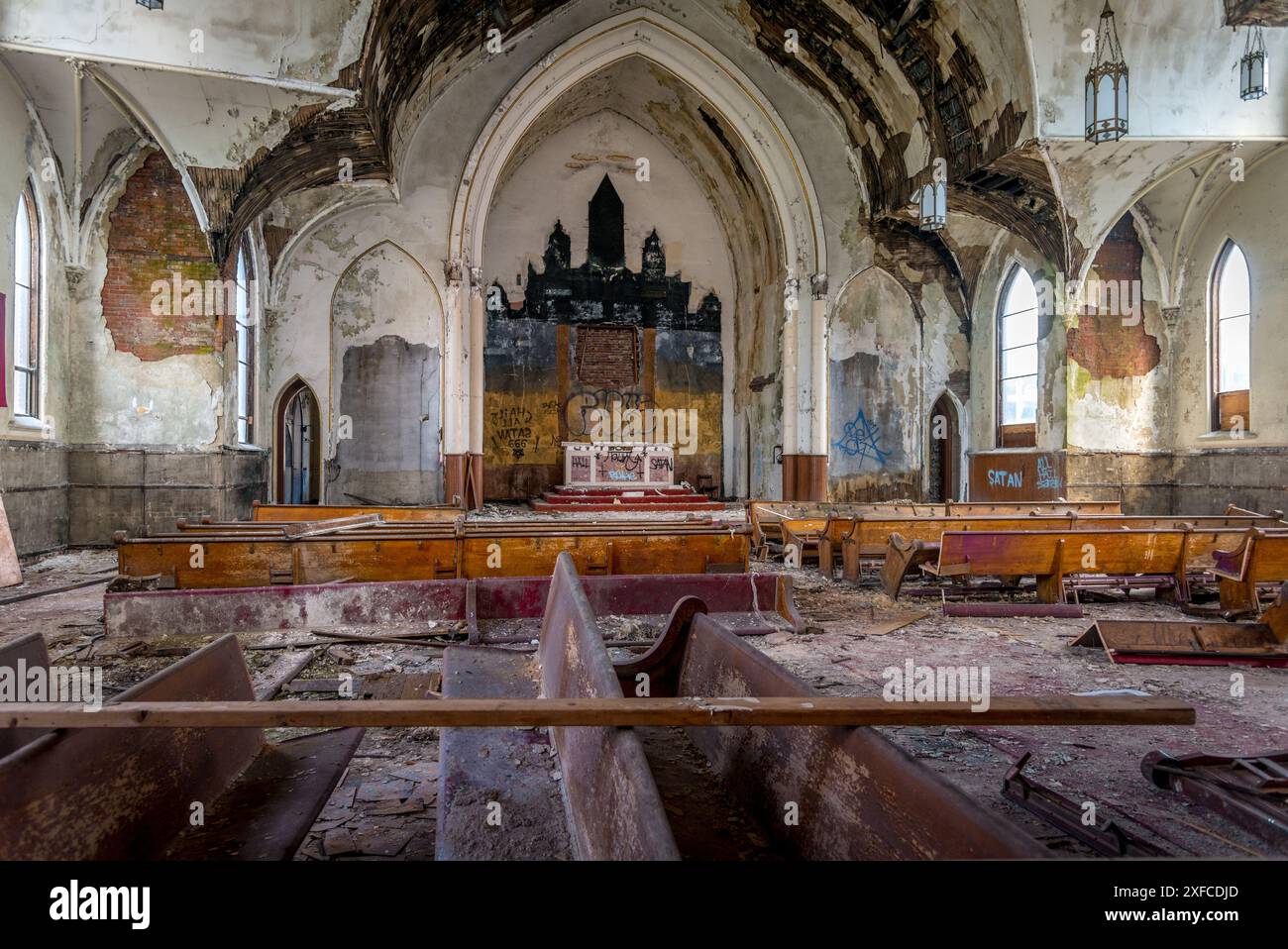 Mold church hi-res stock photography and images - Alamy