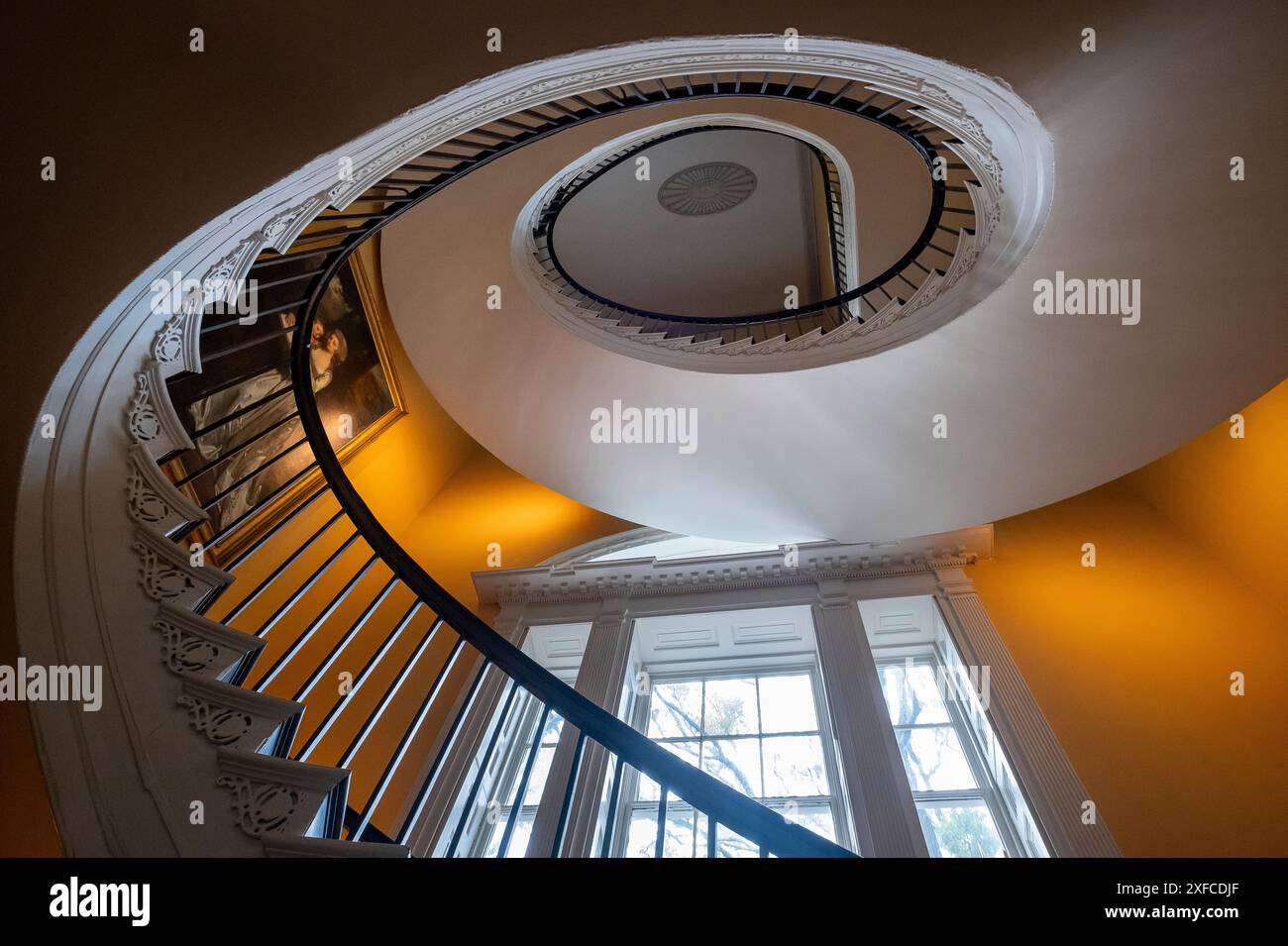 Spiral staircase inside the historic Nathaniel Russell House ...