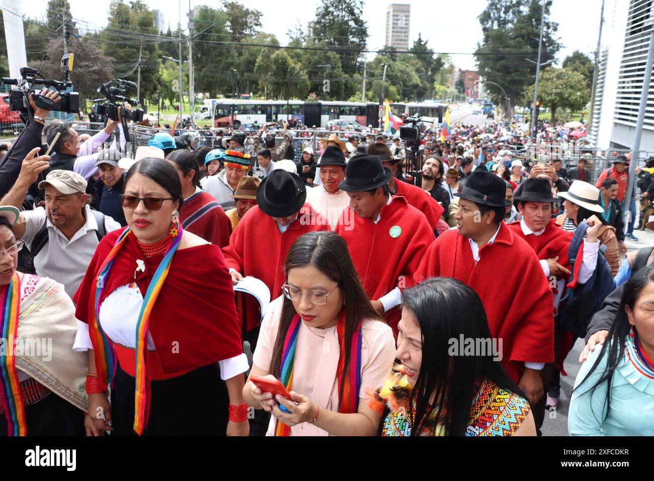 Grupos indigenas hi-res stock photography and images - Alamy