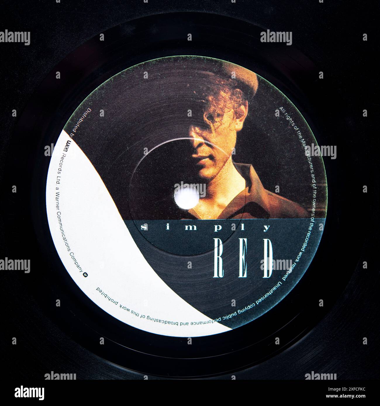 Simply red 80s hi-res stock photography and images - Alamy