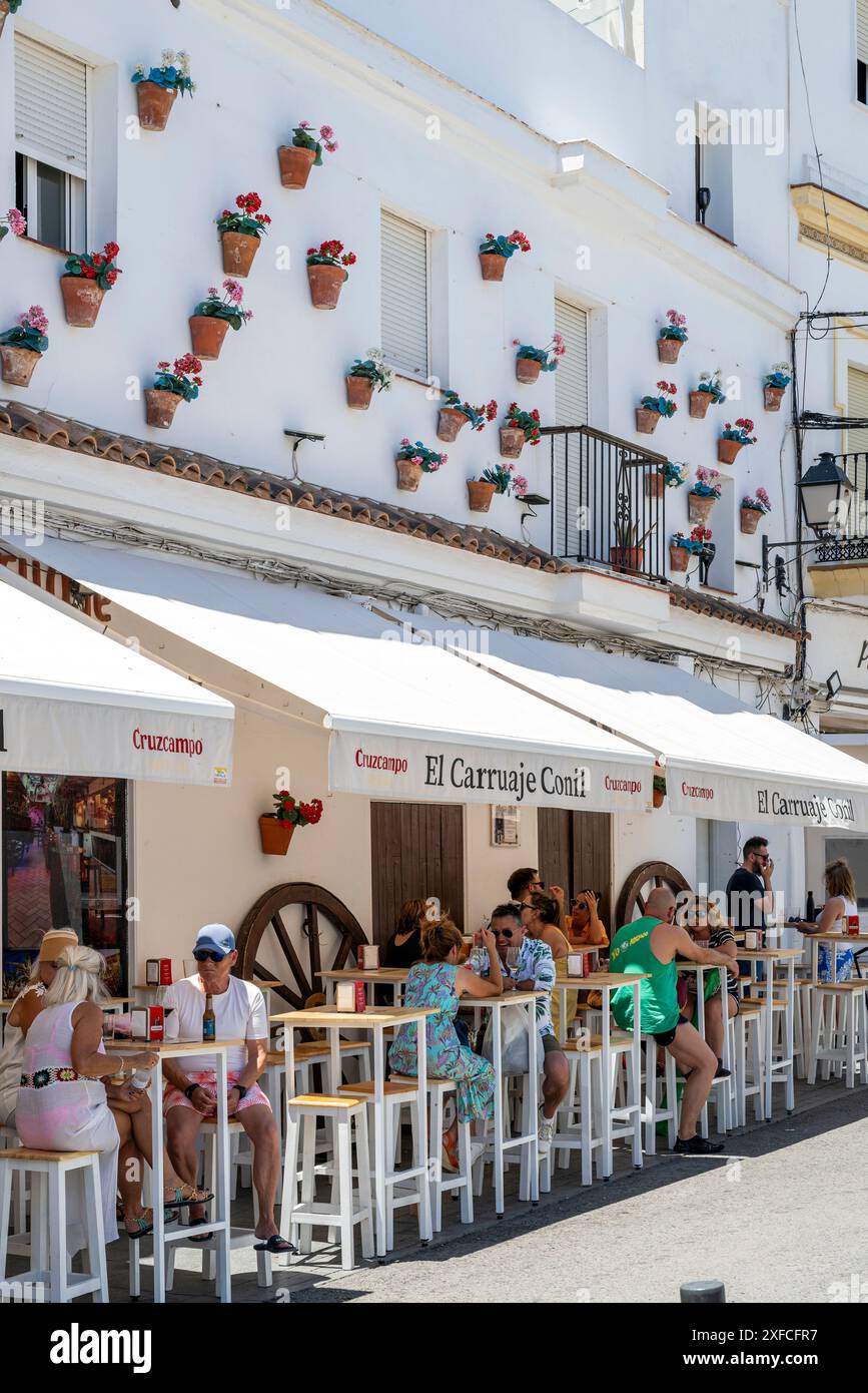 Tapas de blancos hi-res stock photography and images - Alamy