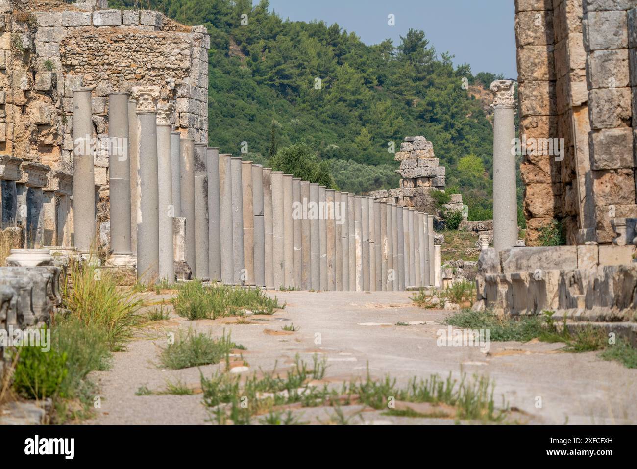 The Ancient City of Perge in Antalya on a sunny day Stock Photo - Alamy
