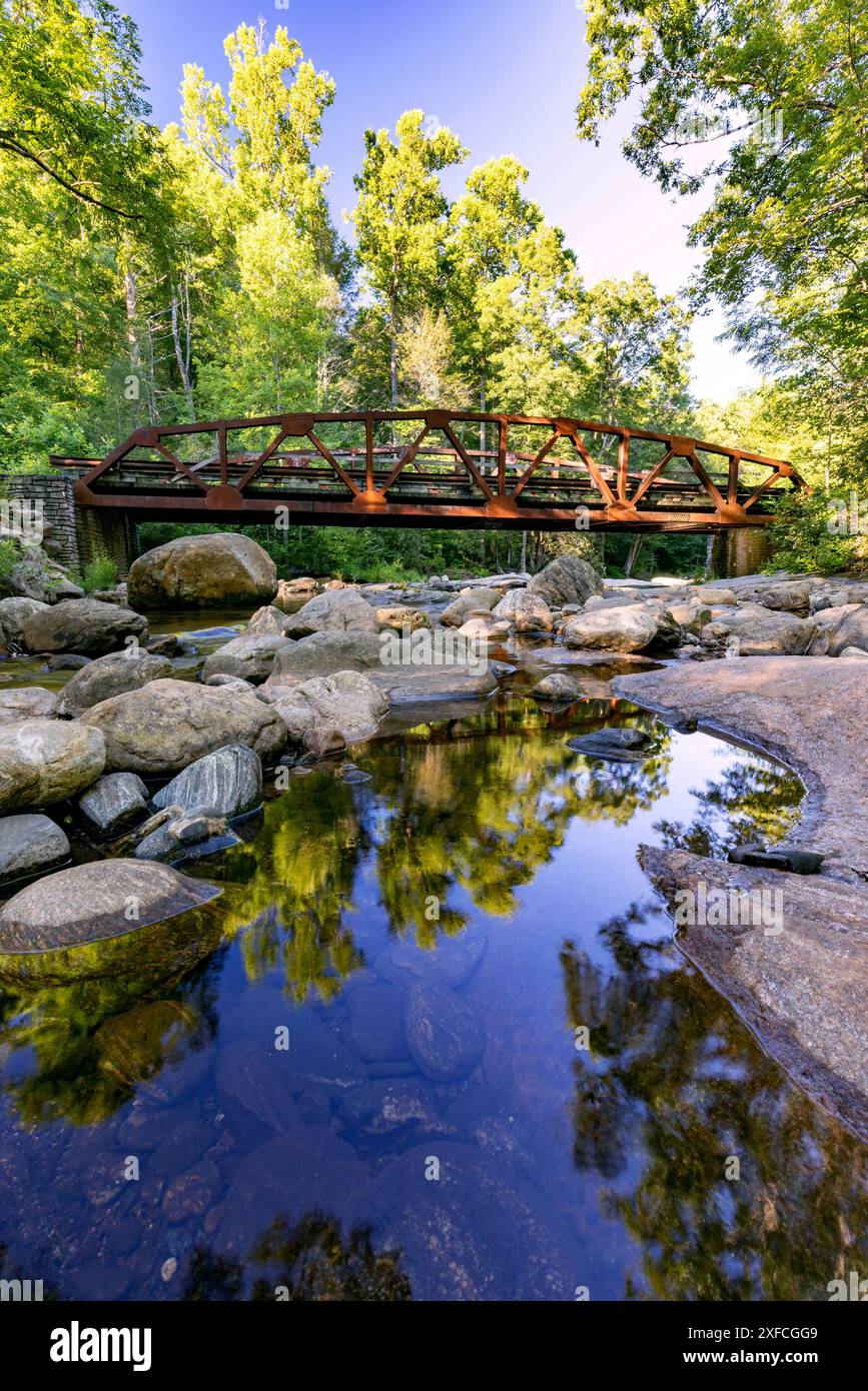Bridge over the Davidson River near Daniel Ridge Trail - Pisgah ...