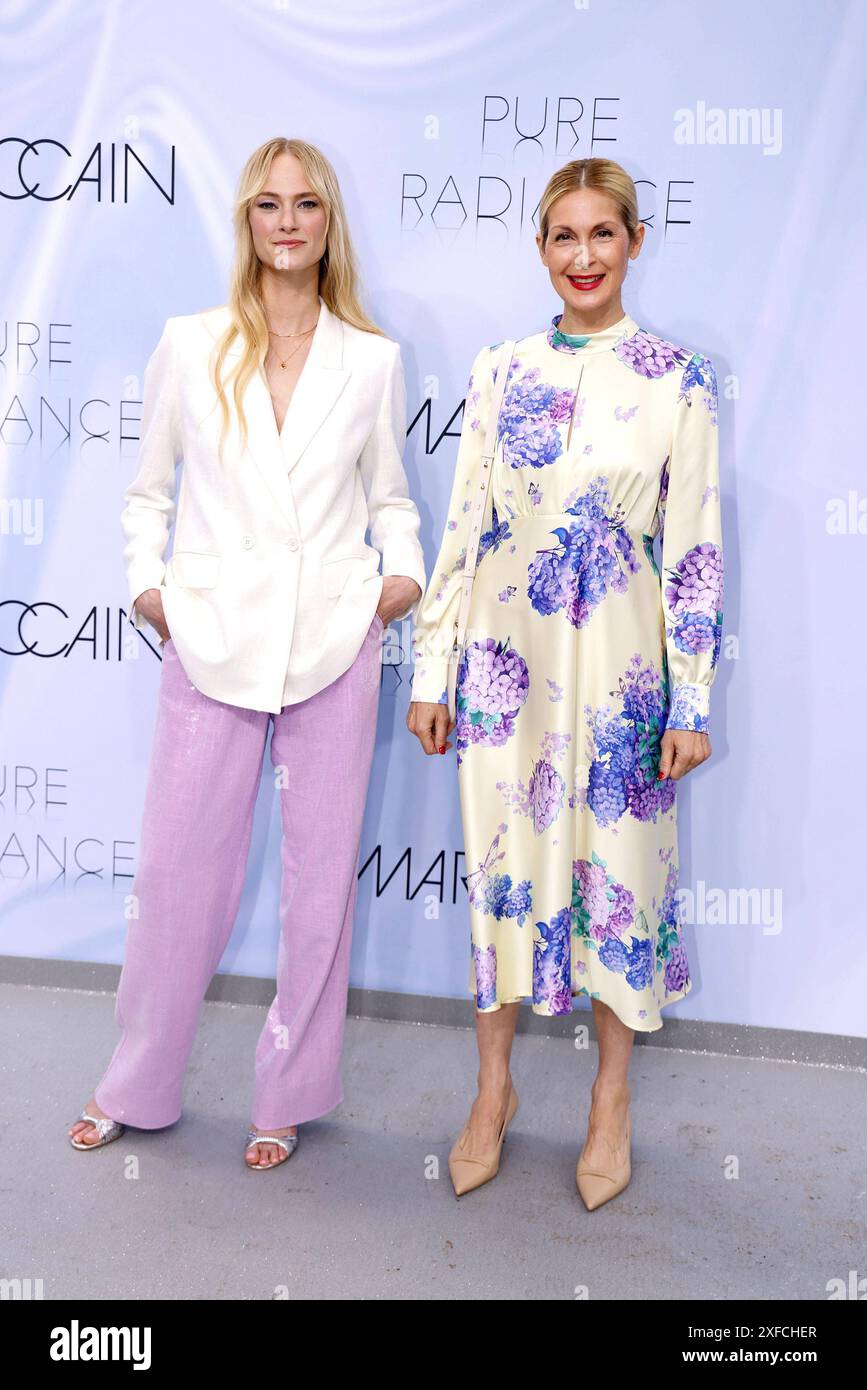 Jessica Madsen und Kelly Rutherford bei der Marc Cain Pure Radiance ...