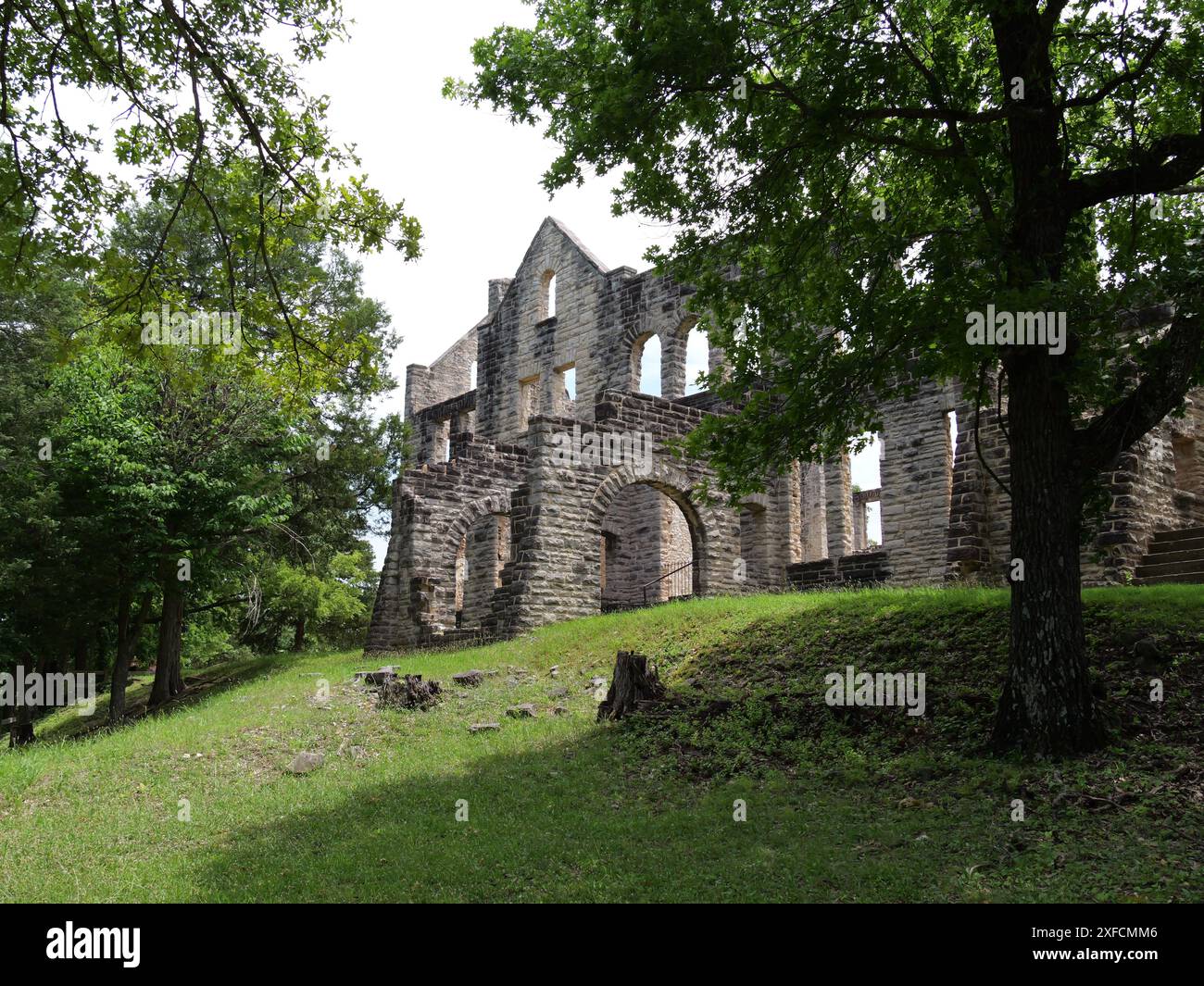 Camdenton, Missouri - June 22, 2024: Ha Ha Tonka State Park Castle ...