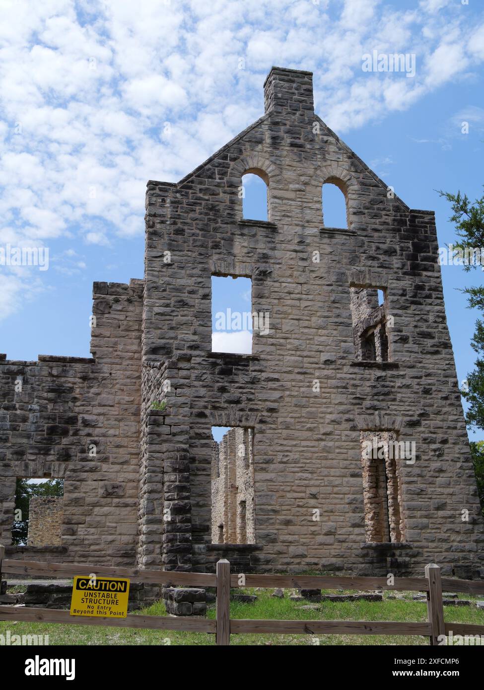 Camdenton, Missouri - June 22, 2024: Ha Ha Tonka State Park Castle Ruins Near Lake of the Ozarks ...