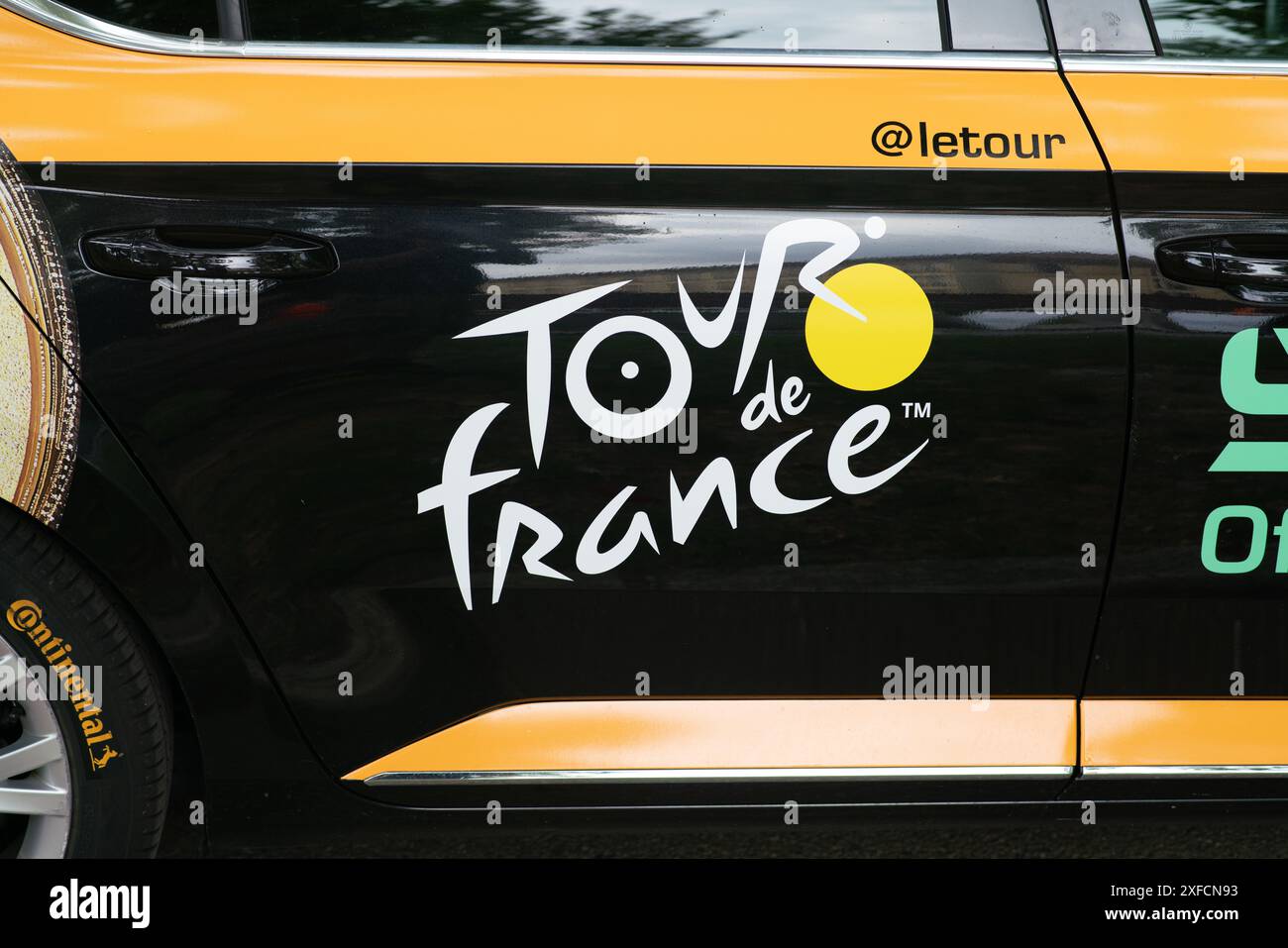 Tour of France: the colors and logos of all the cities it passes ...