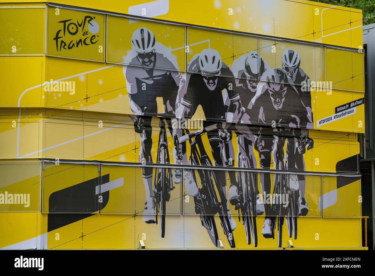 Tour of France: tour logo at the finish line and for all the french ...