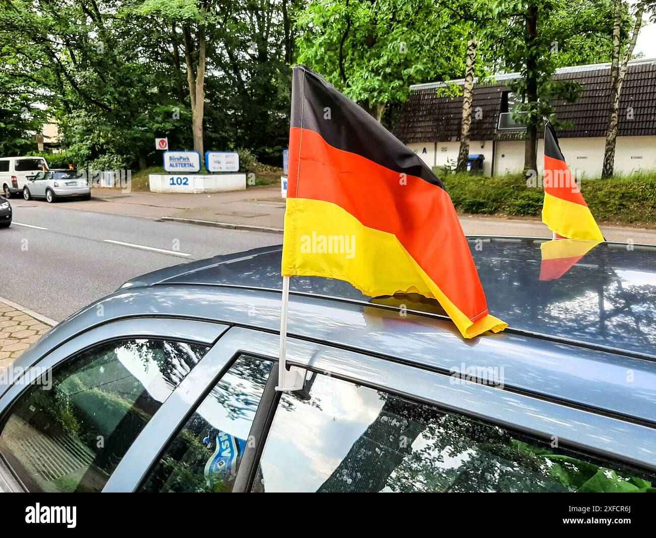 Autofahnen hi-res stock photography and images - Alamy